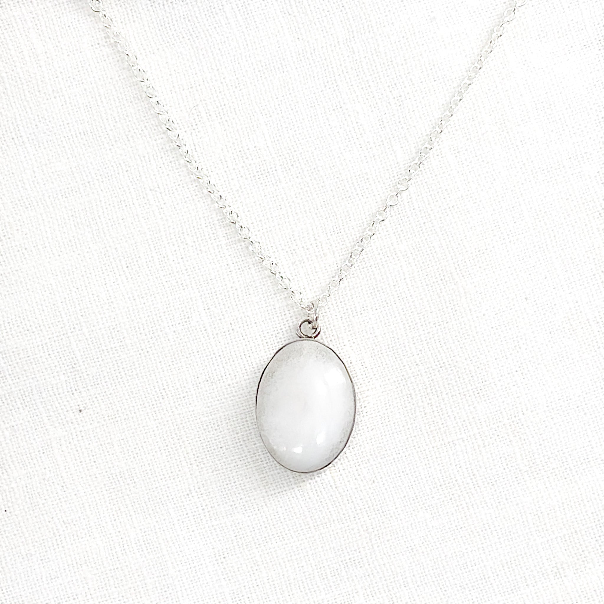 Marble pendant necklace store